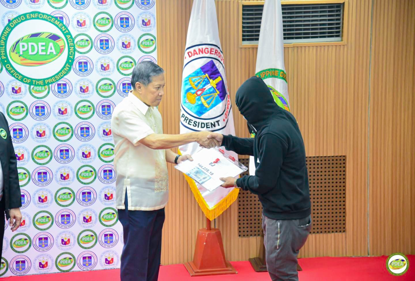 Vigilance Pays Off: PDEA Releases P11.6M Reward to 8 Civilian Informant ...