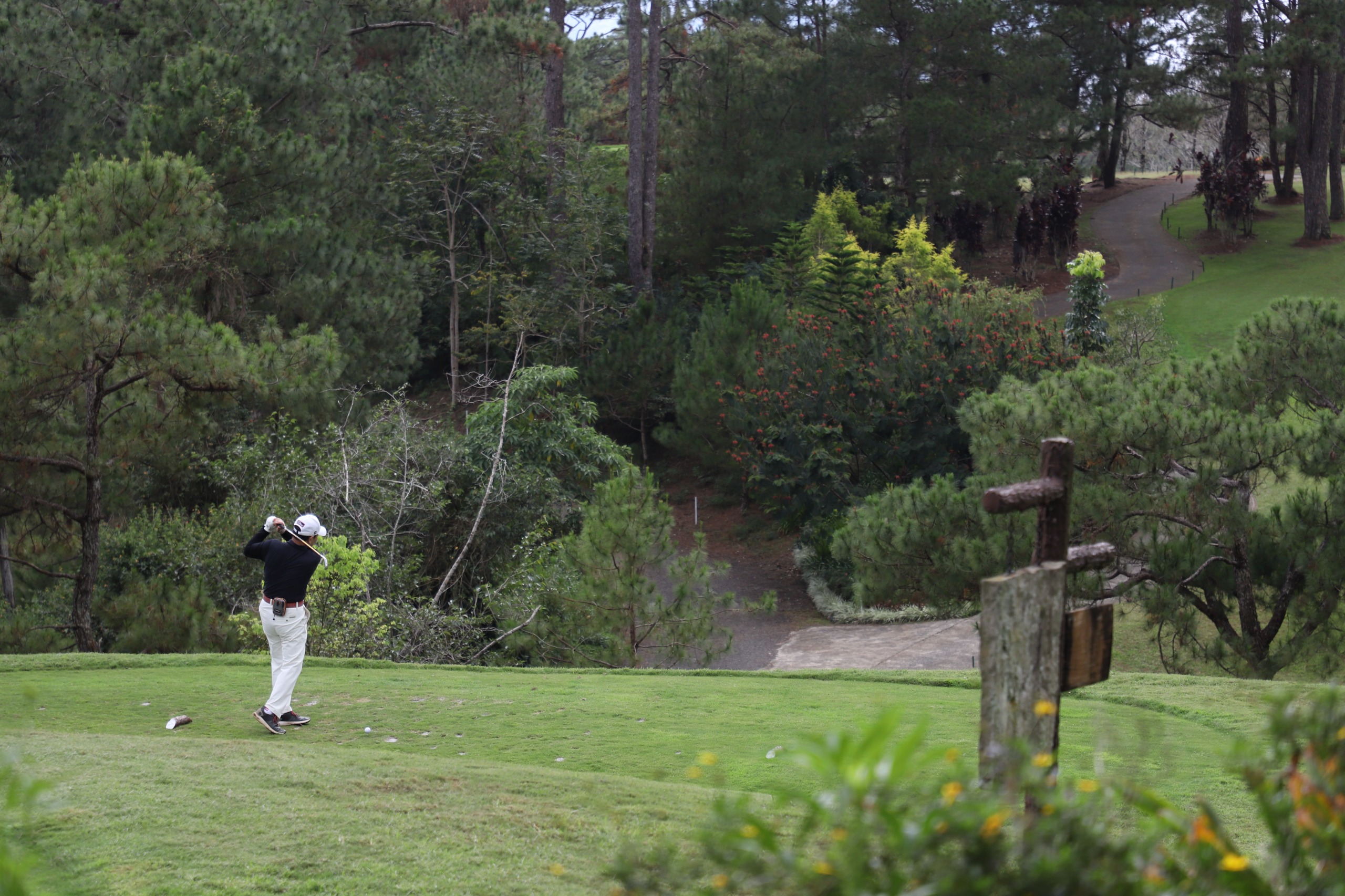 BCDA extends interim management of John Hay Golf to keep course open ...